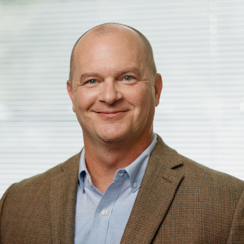 Steven Thompson - HIVOLT Advanced